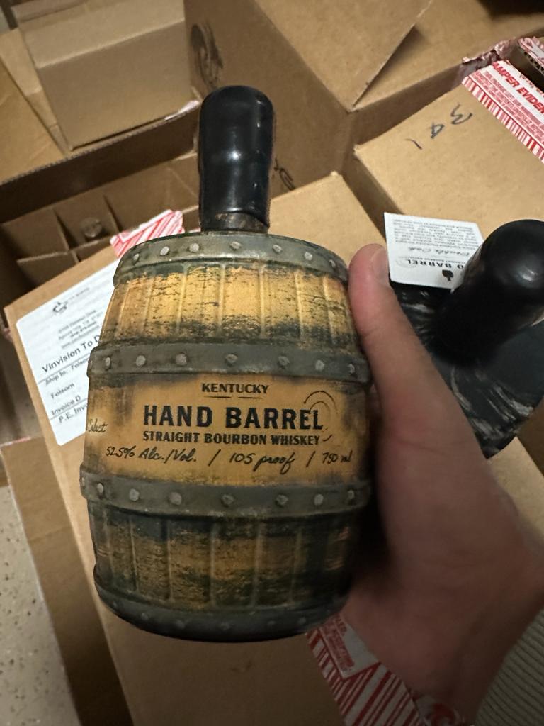 Hand Barrel Single Barrel Select Kentucky Straight Bourbon Whiskey 750